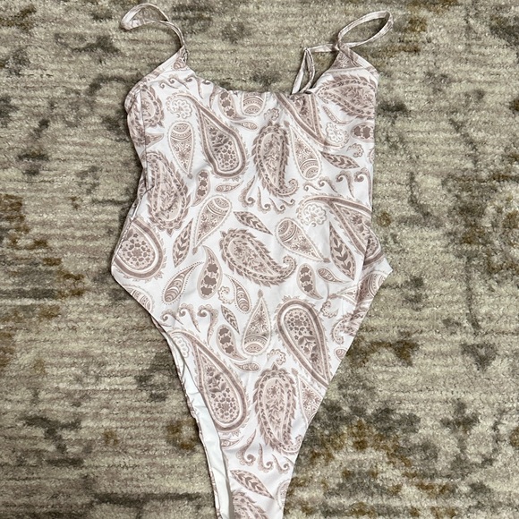 Tan Lines Swim Tan Lines By Sivan Ayla Eilat One Piece In Paisley M